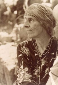 Recognizing Famous Female Architects in Chicago